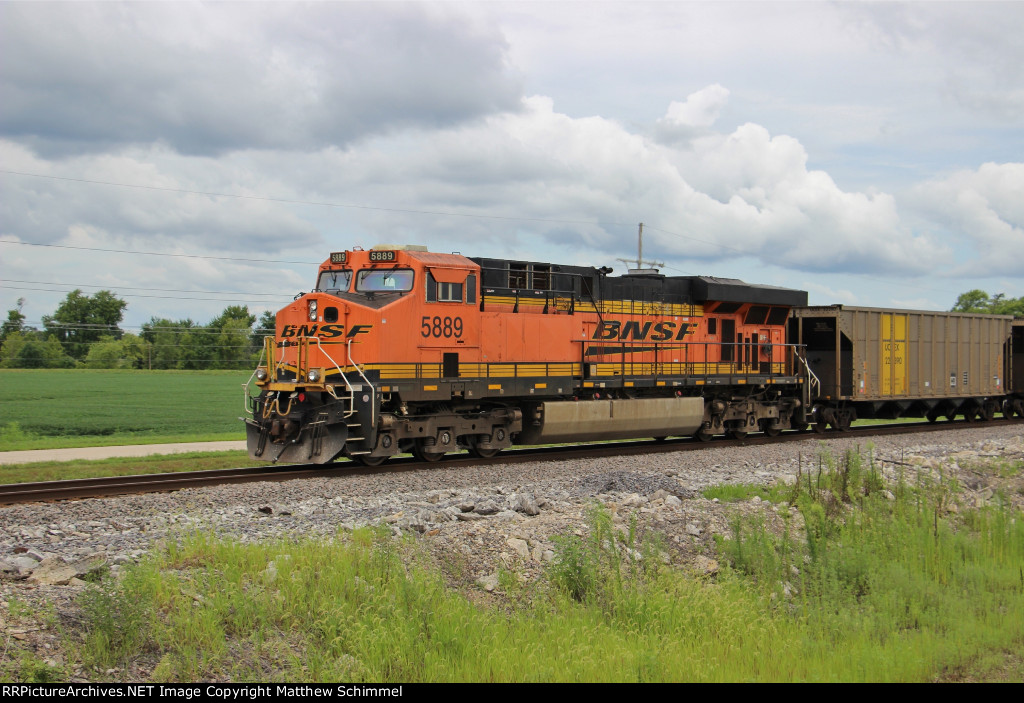 BNSF 5889 - DPU